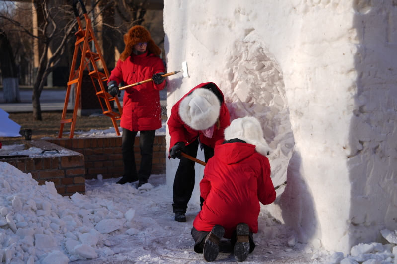 HIT Snow Construction Festival kicks off
